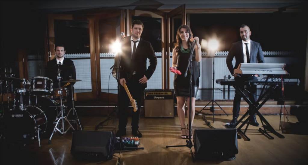 Ruby keys band - Entertainment Now